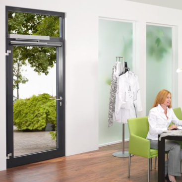 Türantrieb für schwere gewerbliche Türen und Brandschutztüren